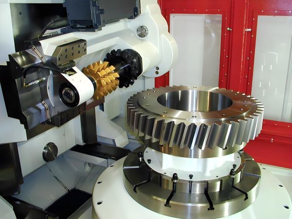 What is the Gear Hobbing Machine Process? Guide to Precision Gear Manufacturing